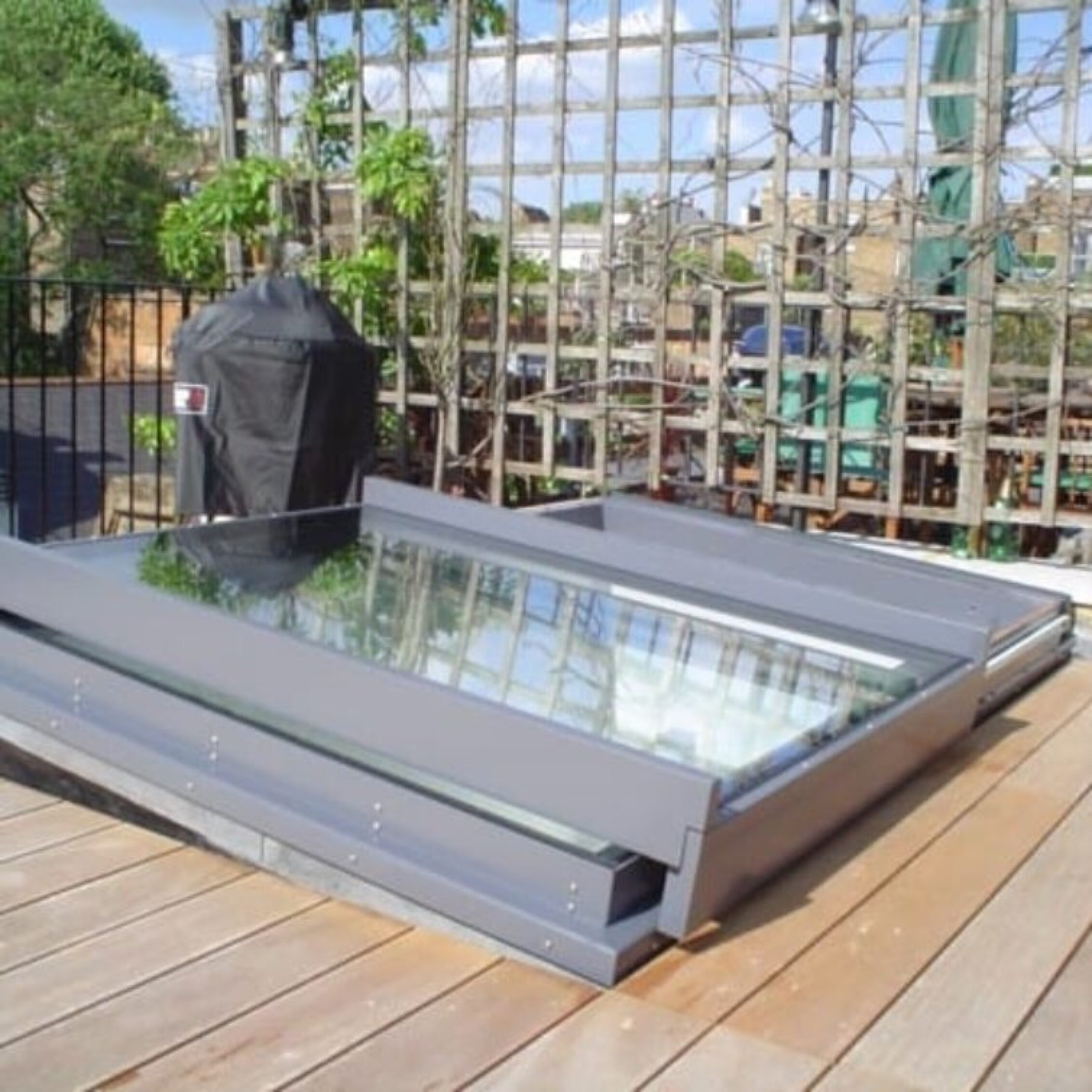 Sliding over Fixed - Dutch Roof Design